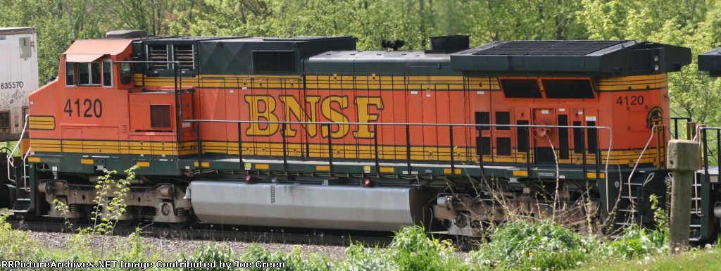 BNSF 4120